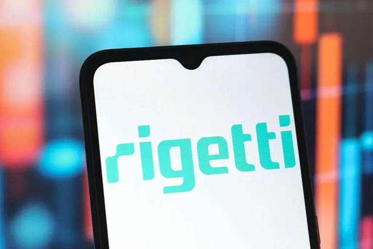 Rigetti Computing stock draws retail buzz after quantum timeline slips ...