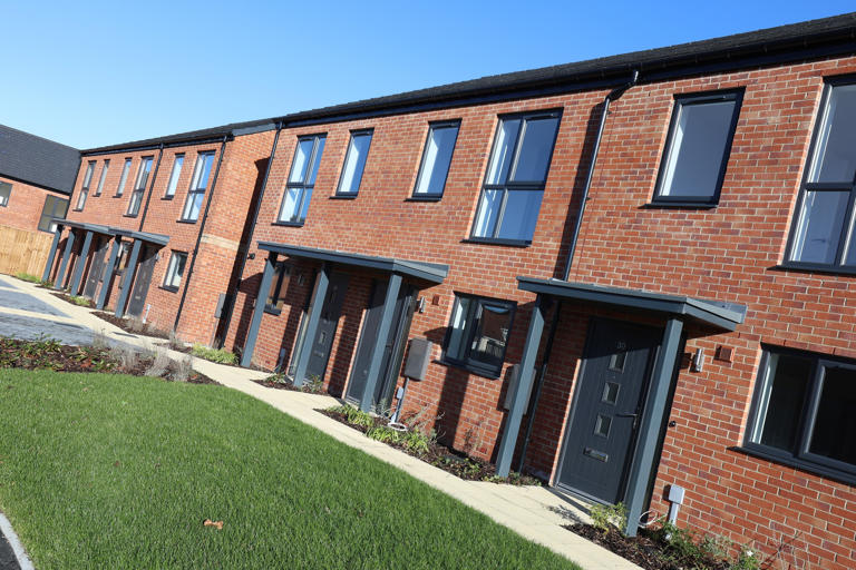 'High demand, limited stock': Over 40,000 people on council house ...