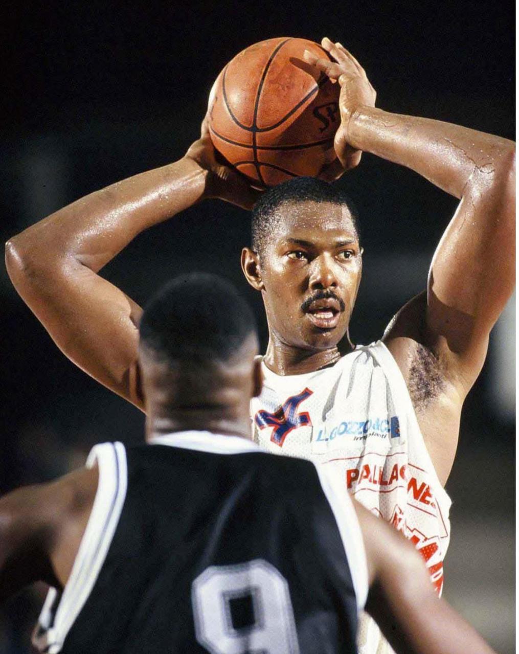 Mitchell verrà ricordato. Il Comune appoggia l’idea