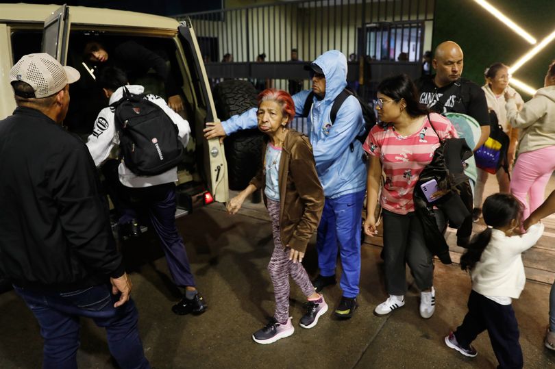 Explosions rock Venezuela’s capital as terrified witness claims 'the ...