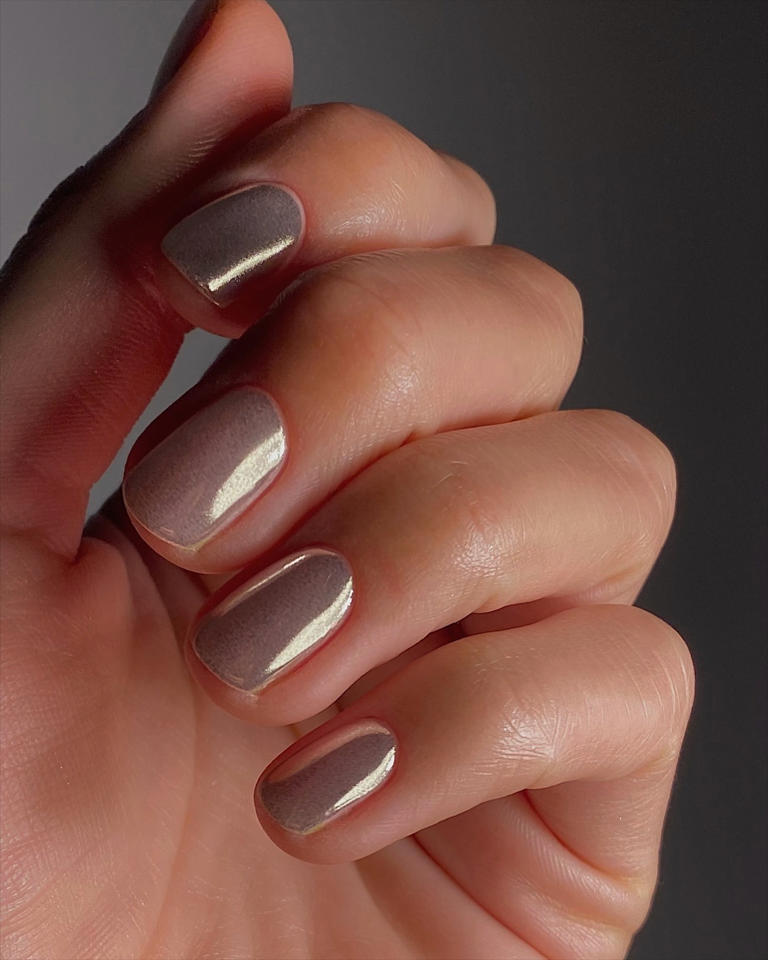The new neutral, non-boring nail trend chic people will be wearing in 2026