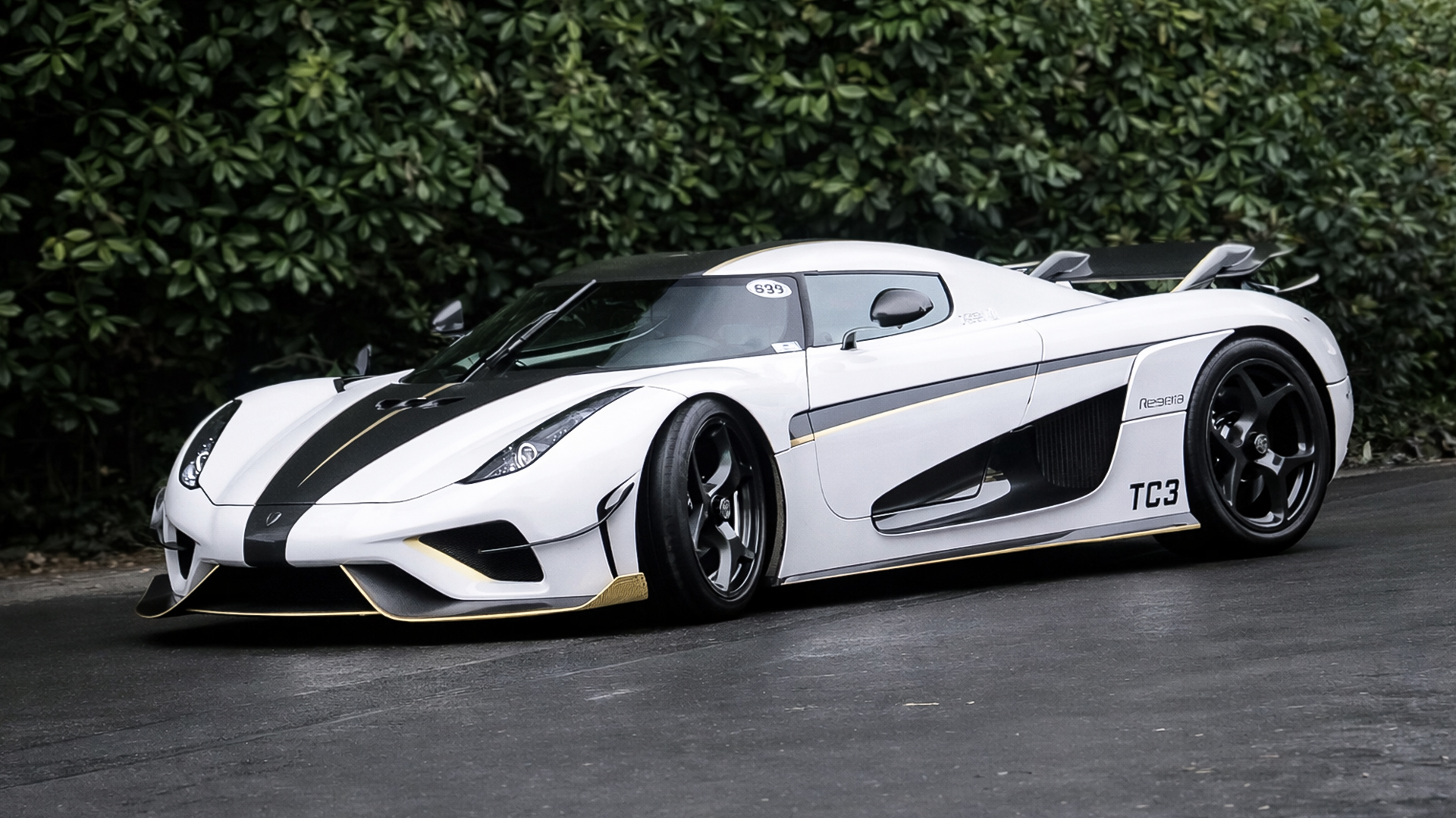 $2,2 miljoen kostende Regera in actie op Goodwood Festival