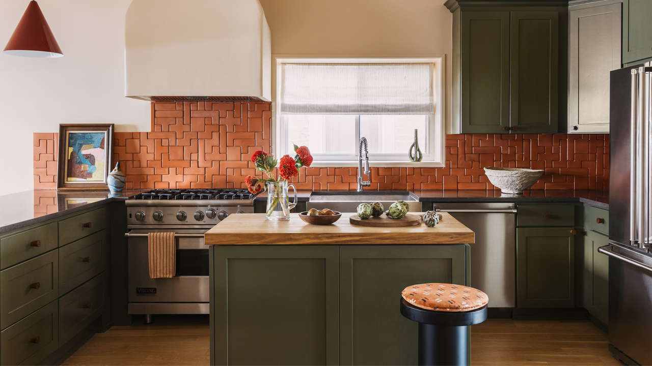 This kitchen's Tetris-style tiling has become my new favorite tiling trend