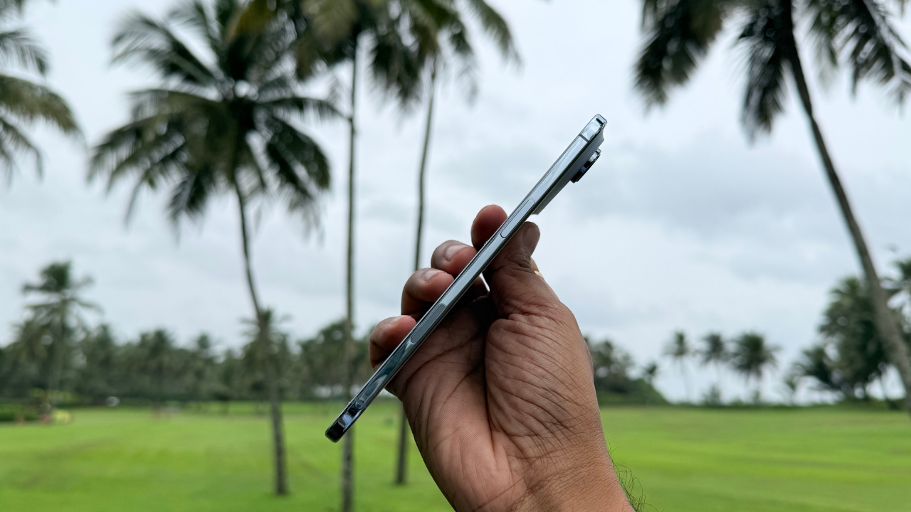 Apple iPhone Air gets a huge price drop of Rs 21,000 on this platform ...