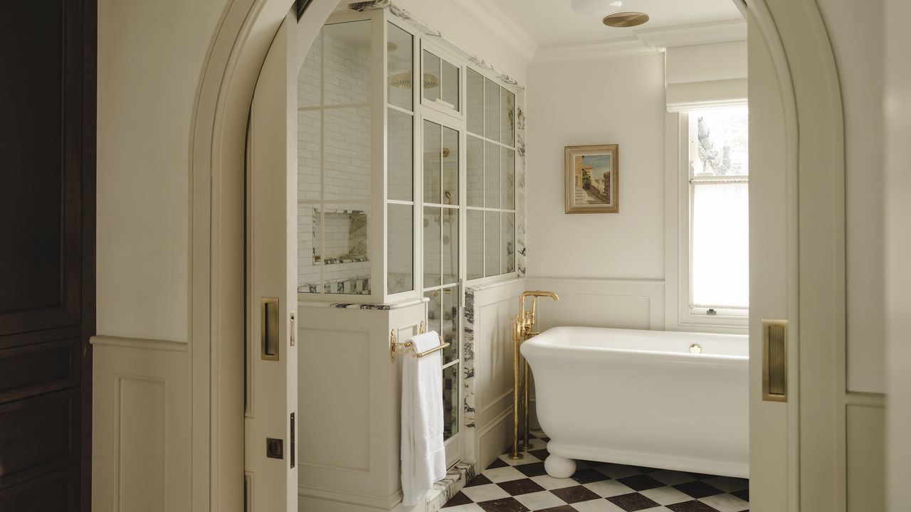 Conservatory showers are the latest bathroom trend I'm coveting in 2026