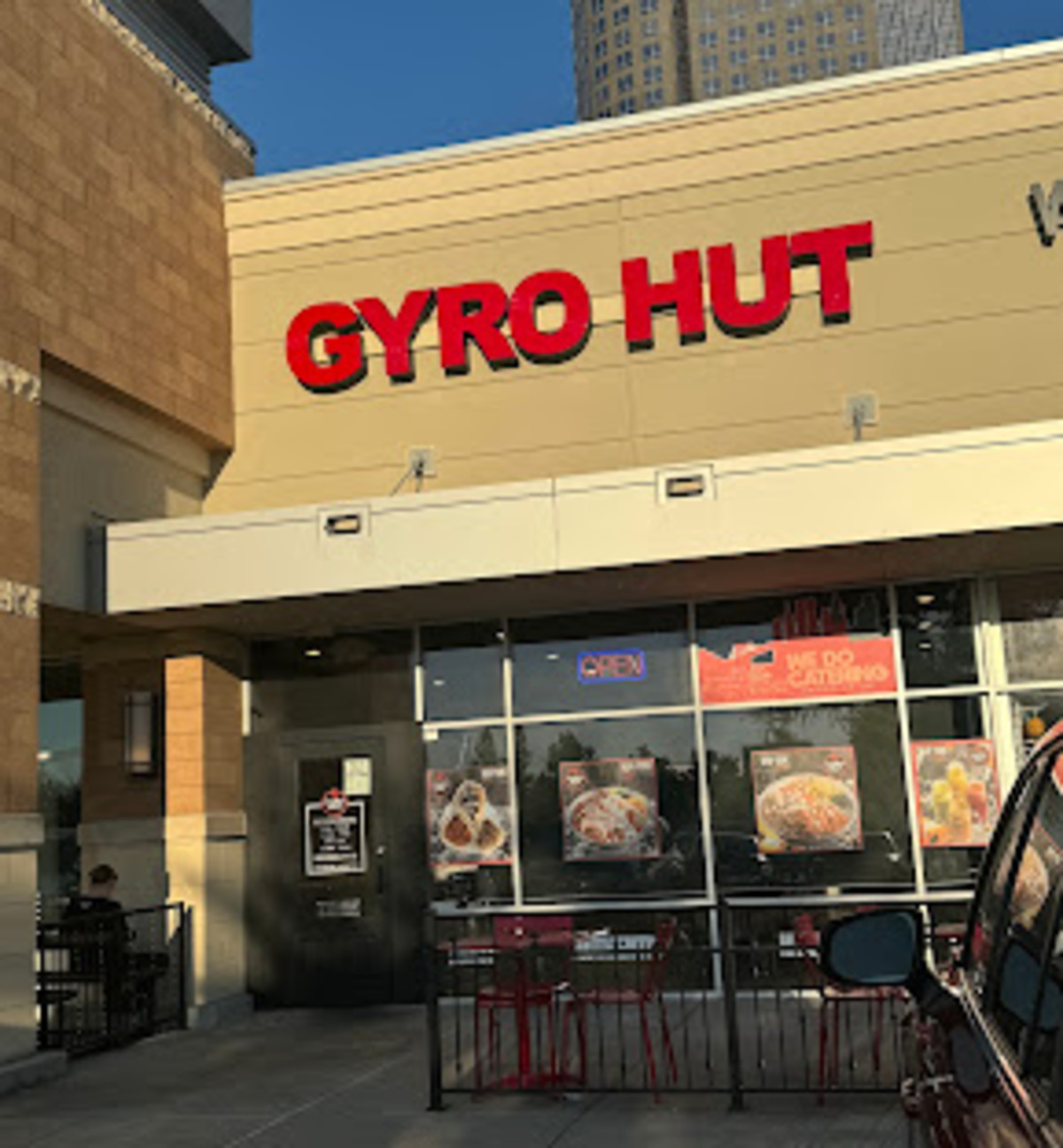 Gyro Hut franchisee opening first location