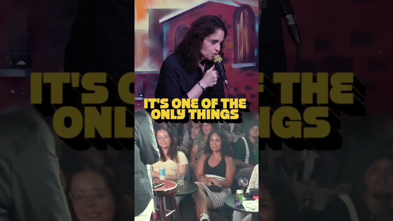 Stand-up comedian questions why nursing students look so happy
