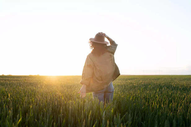 4 powerful morning habits for a healthy & positive life