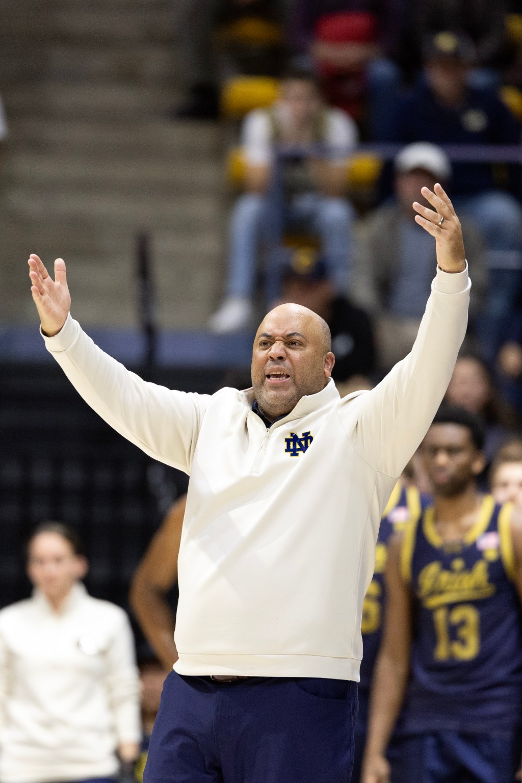 Notre Dame coach Micah Shrewsberry charged referee in wild scene after ...