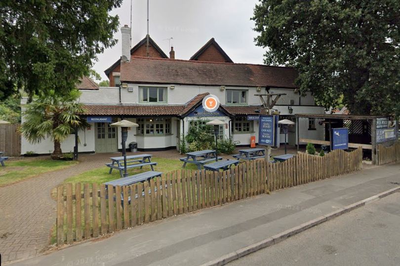 Coventry wedding venue 'closes suddenly' leaving couple 'devastated'