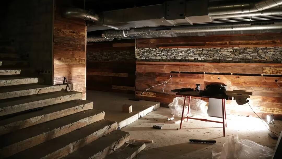 Des photos le prouvent : Le gérant du bar « Le Constellation » aurait ...