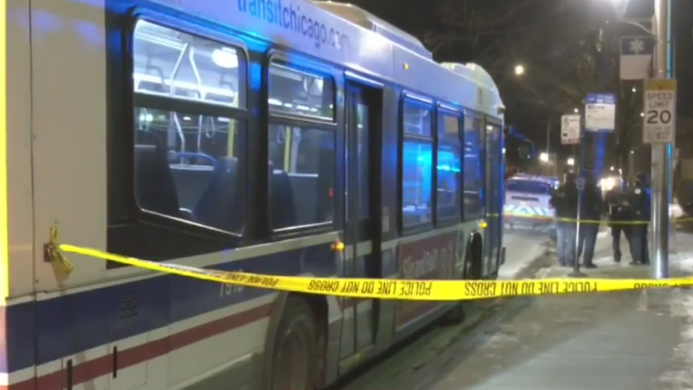 Man injured after shooting in South Chicago