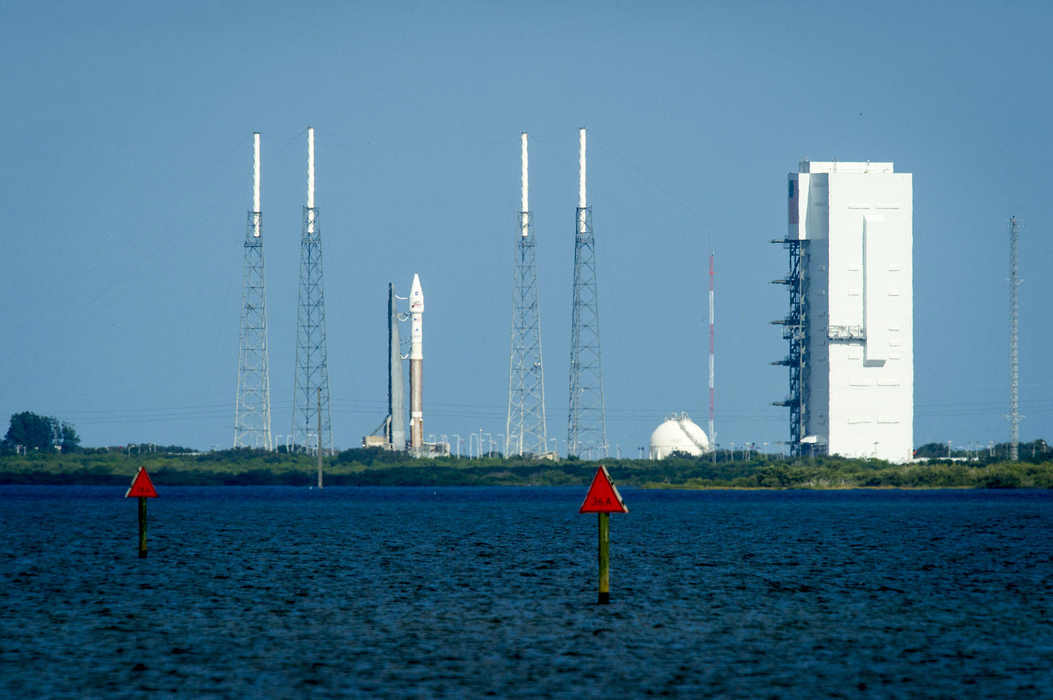 A NASA spacecraft orbiting Mars may be dead