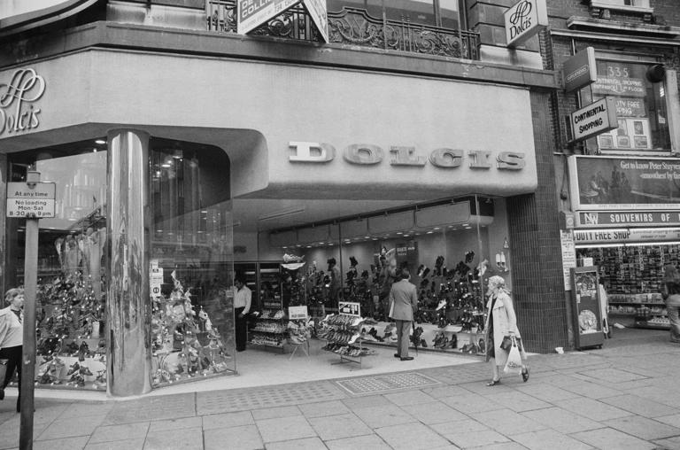 9 fashion stores you'll remember shopping at in the 70s, 80s and 90s ...