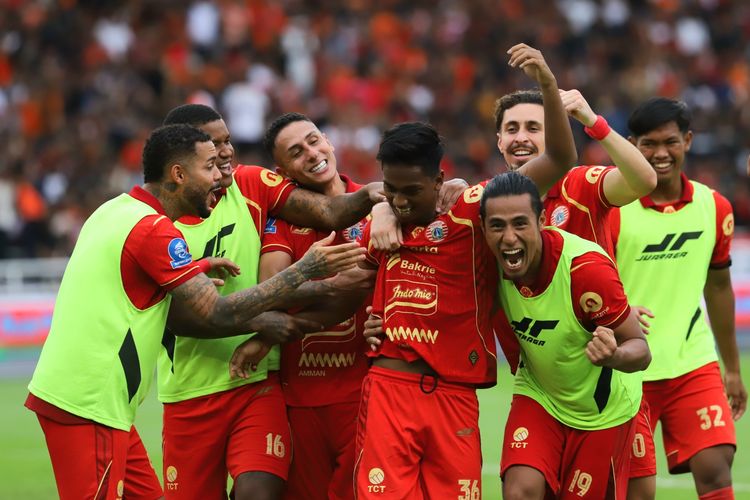 Bursa transfer segera dibuka, laga Persija Jakarta vs Persib Bandung ...