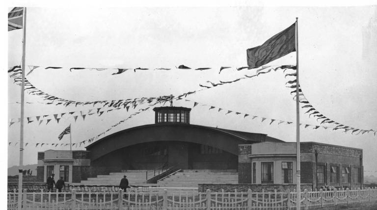 37 striking pictures chart Blackpool Stanley Park’s journey as it ...