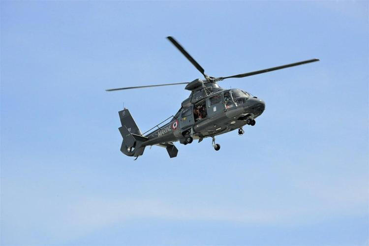 Un navire de pêche s’échoue au large de Dieppe, cinq marins secourus ...