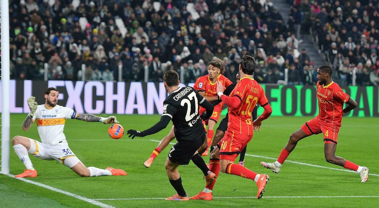 Lecce stoico allo Stadium: resiste alla Juventus, Falcone para il ...