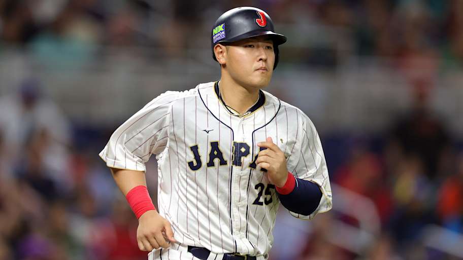 Reds trade outlook shifts after Blue Jays make bold move for Kazuma Okamoto