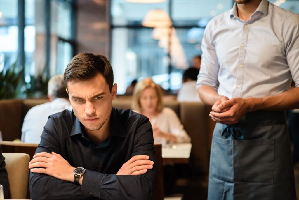 12 common errors to avoid when tipping restaurant staff