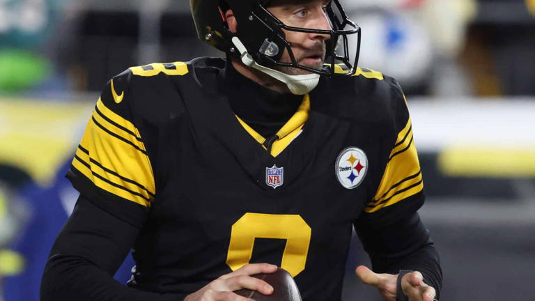 'Not a lot of options': Steelers QB Aaron Rodgers shares honest take on ...