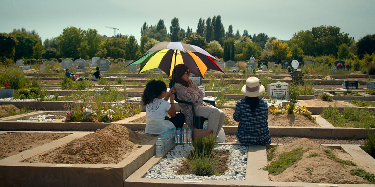 Diaspo #422 : Karima Saïdi, « celle qui veille » sur la mémoire par le ...