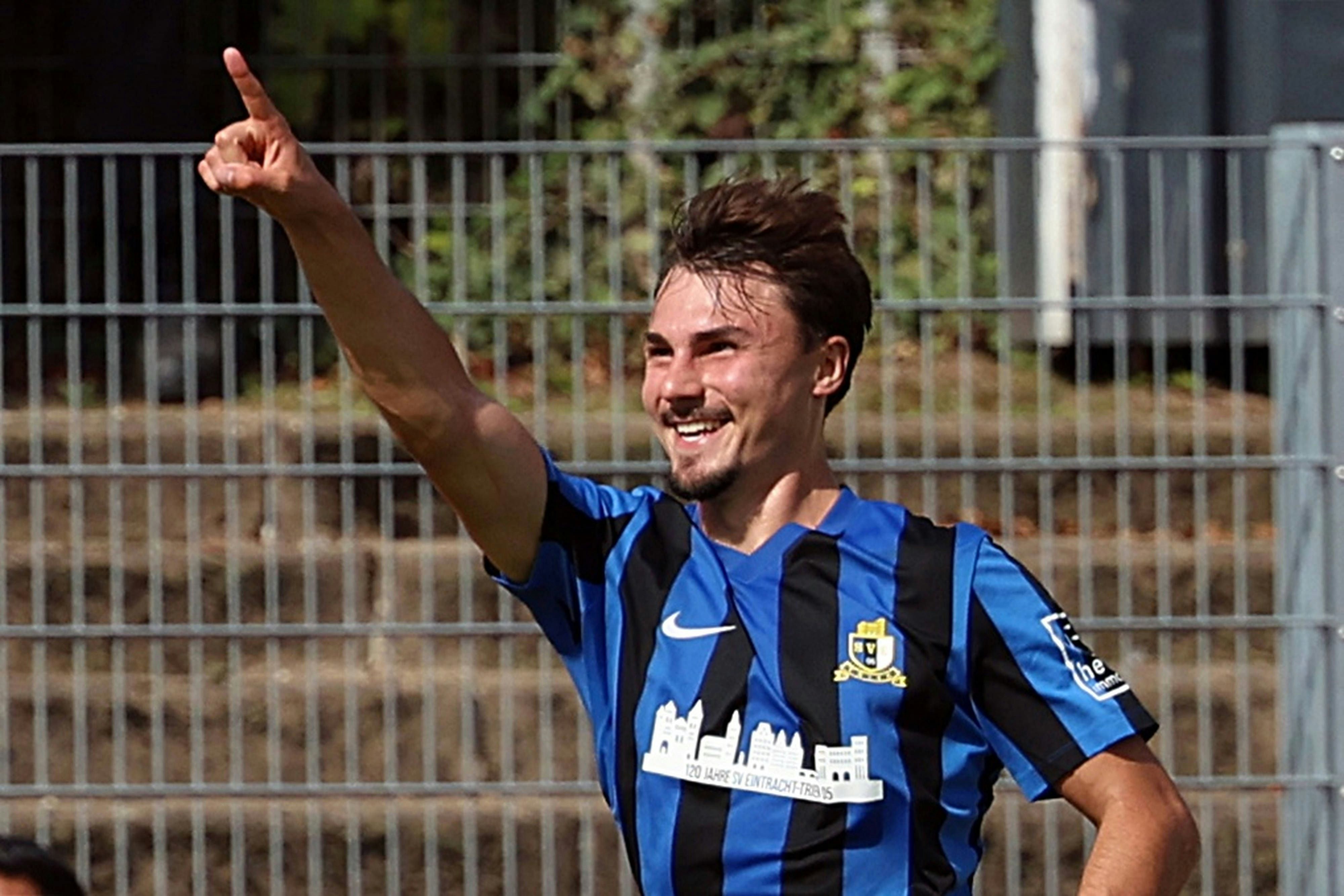 Hammer-Transfer: Regionalliga-Kicker wechselt zu Champions-League-Klub