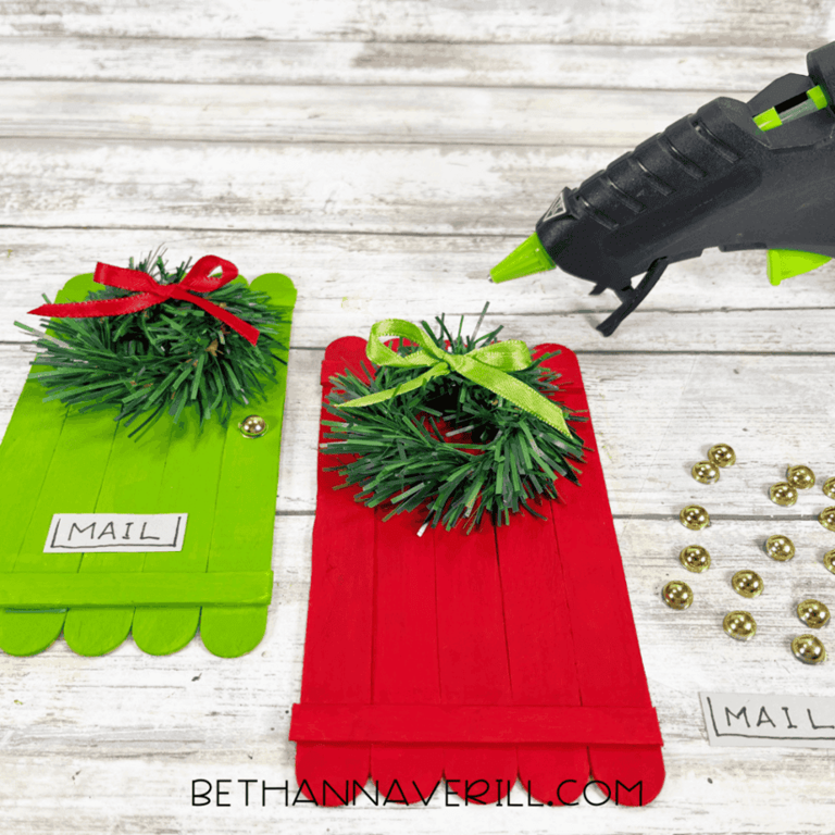 Christmas door popsicle stick craft
