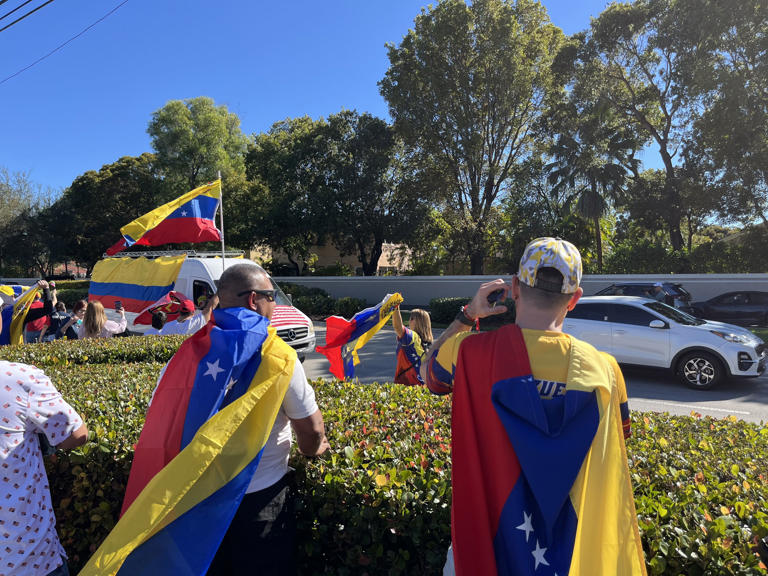 Venezuelans in Miami celebrate capture of Nicolás Maduro
