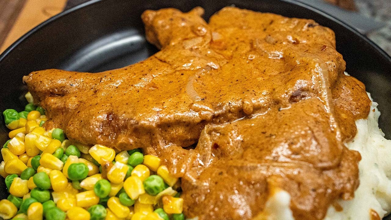 Super yummy smothered pork chops recipe!