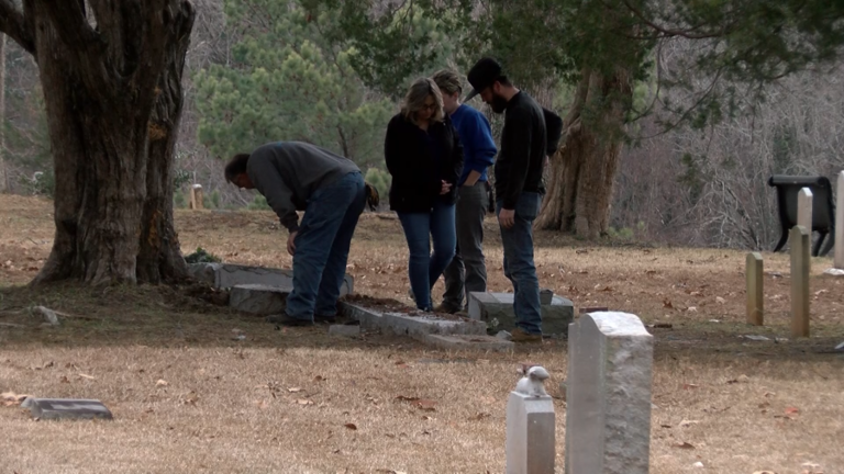 'Bewildering': Family’s gravestones damaged in car crash at North ...