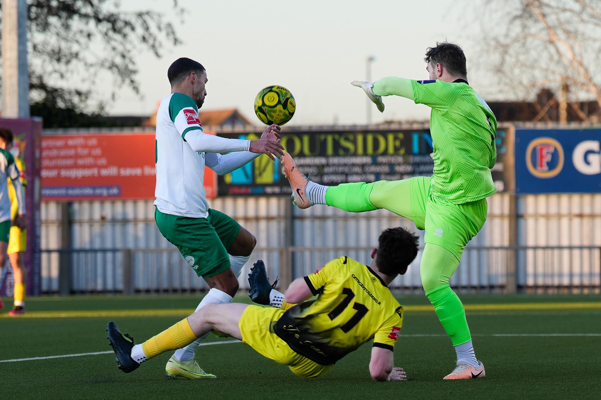 In pictures: Bognor Regis Town beaten by Horndean