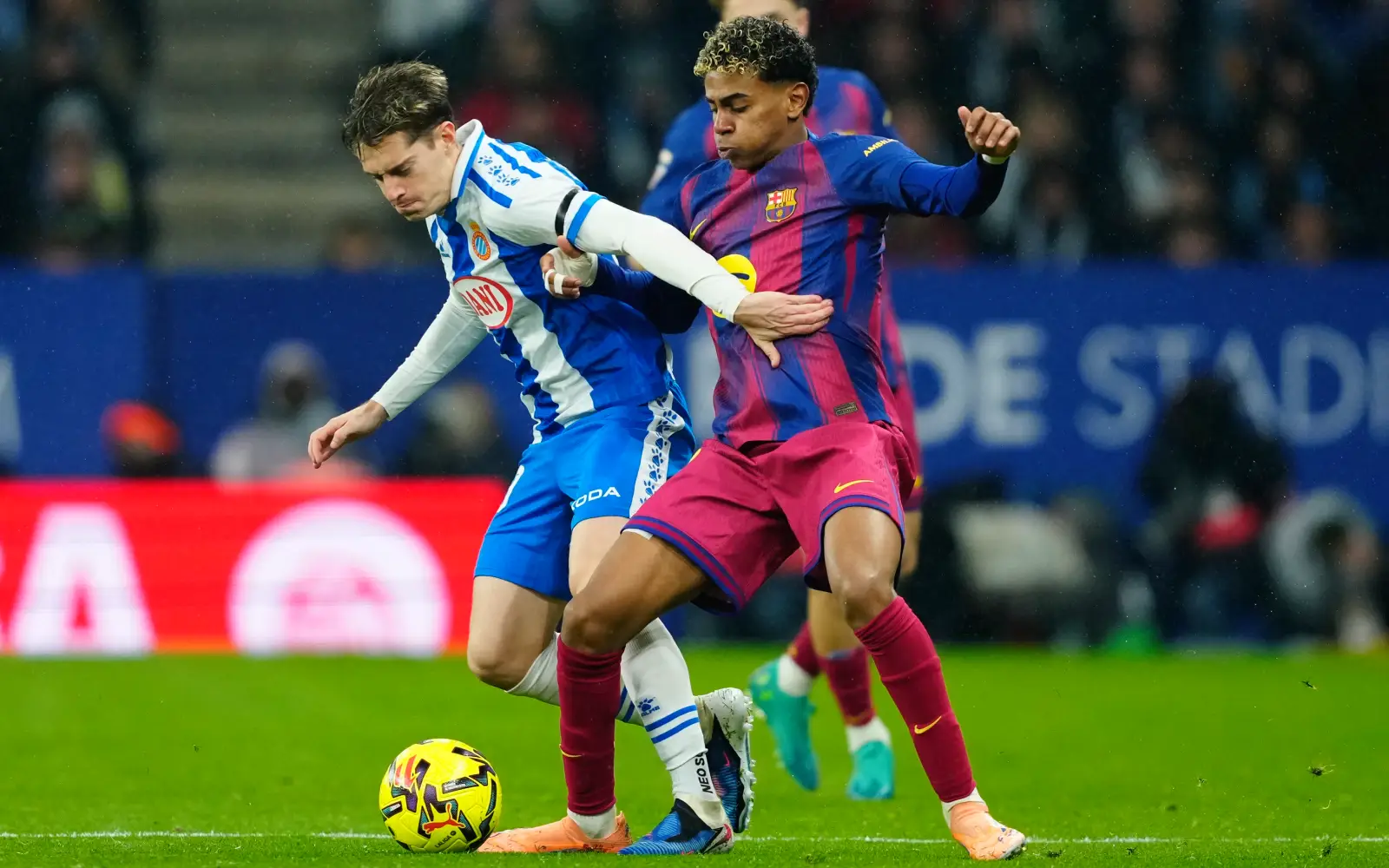Olmo, Lewandowski grab Barca late victory in Espanyol derby clash