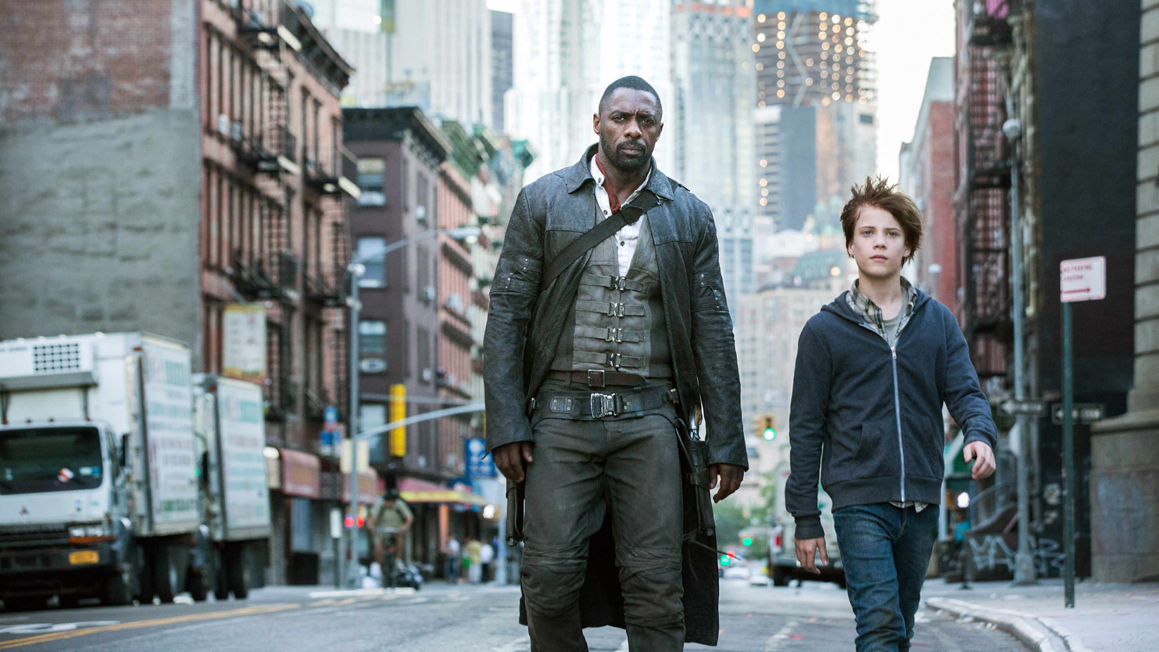 Mike Flanagan teases ‘Dark Tower' series, doesn't want 2017 adaptation ...