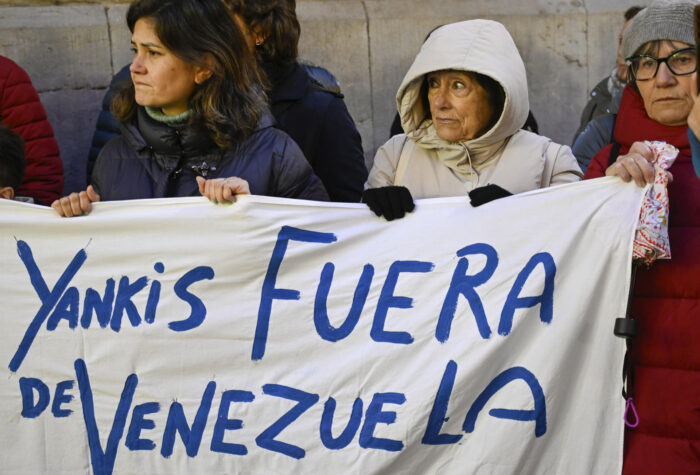 Celebran en Venezuela y el mundo la caída de Nicolás Maduro