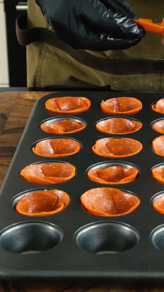 Spicy pepperoni meat cups