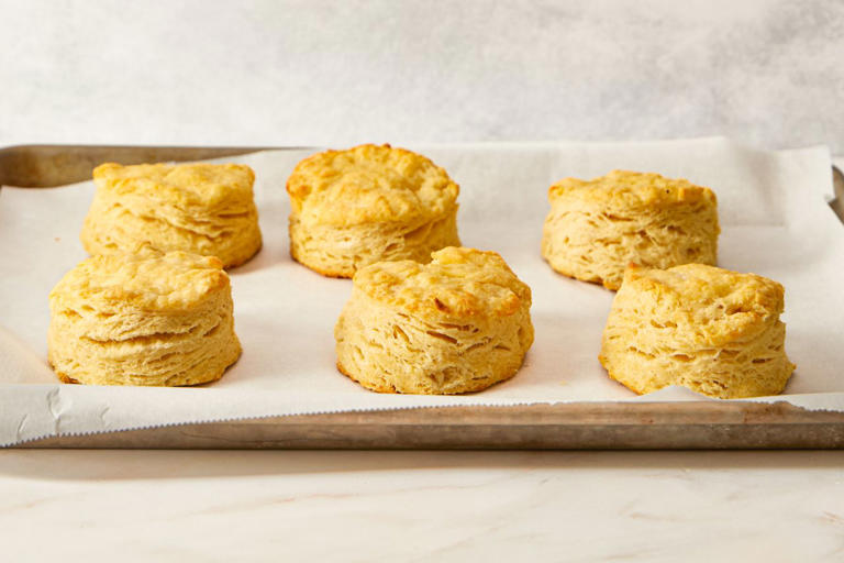Reese Witherspoon’s buttermilk biscuits are so good I can't stop making ...