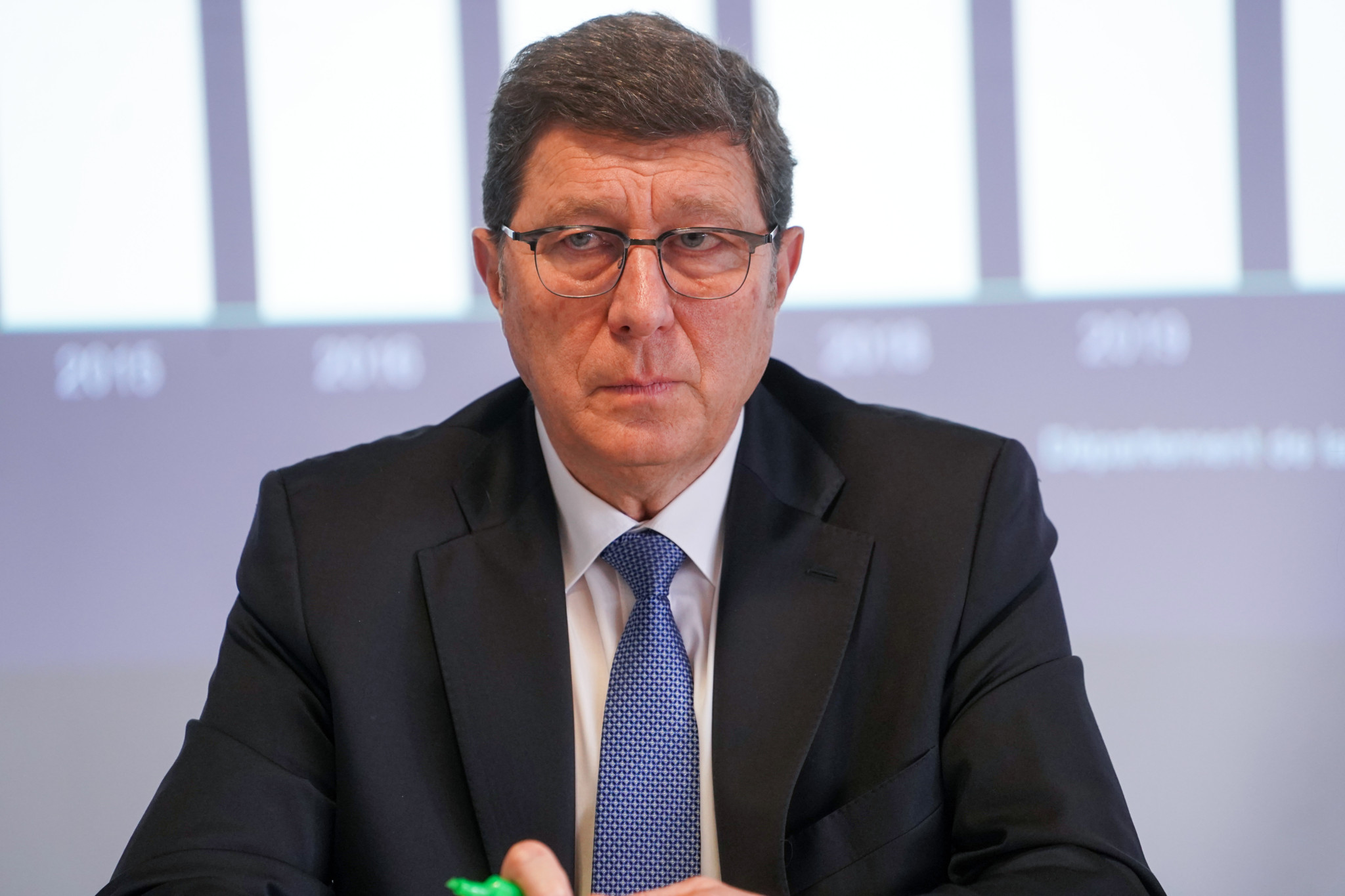 Un post de Mauro Poggia provoque l’indignation de Lionel Halpérin