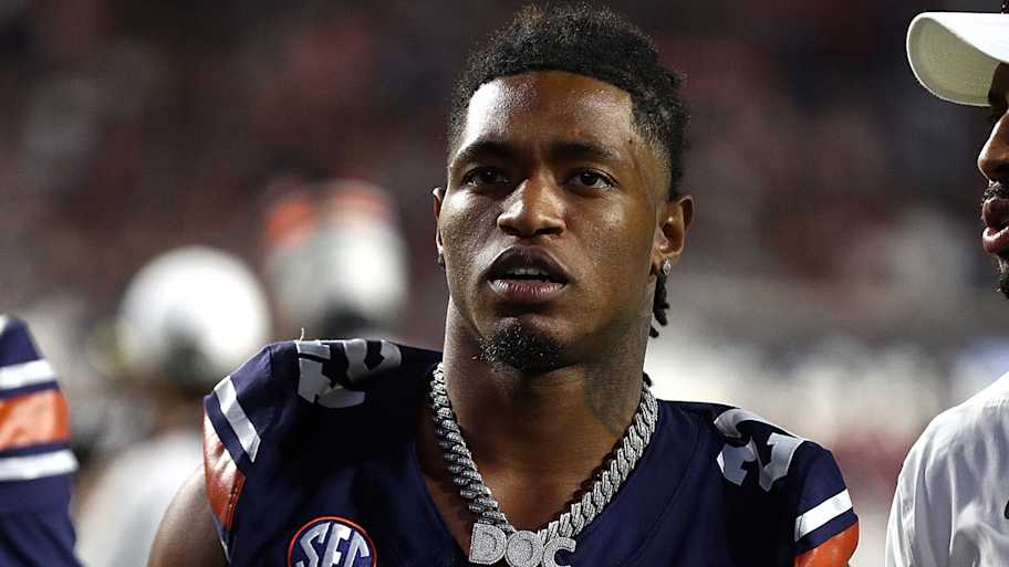 Auburn running back enters transfer portal after one season on the Plains