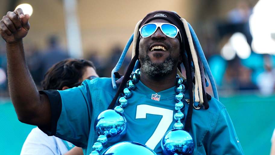 Perfect weather sets the stage for Jaguars to close season strong vs ...