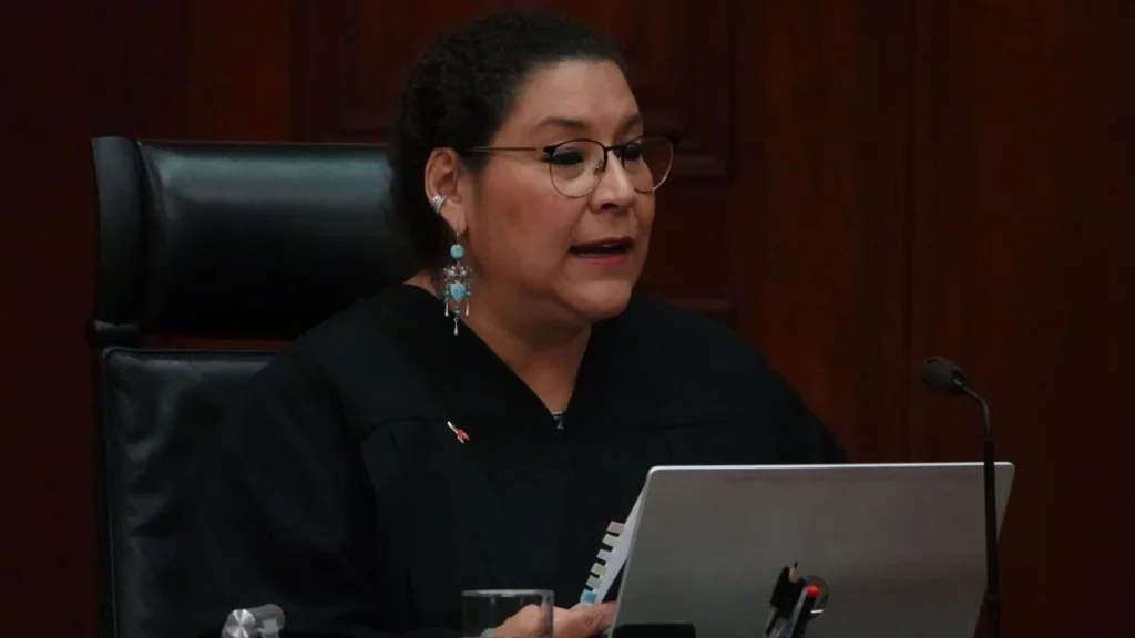 Repudia Lenia Batres ataque de EU contra Venezuela