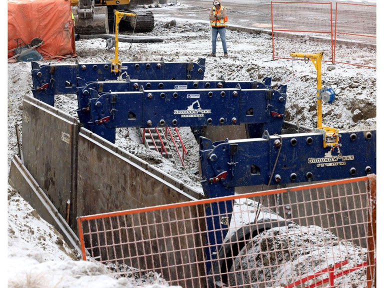 Calgary water system back under strain as feeder main repairs continue