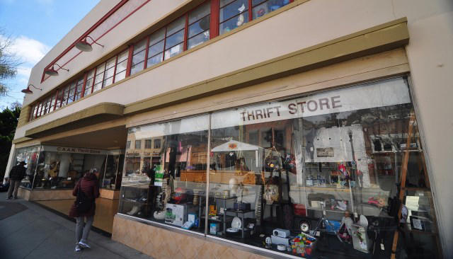 Shopper stunned after discovering historic item at thrift store: 'Shut ...