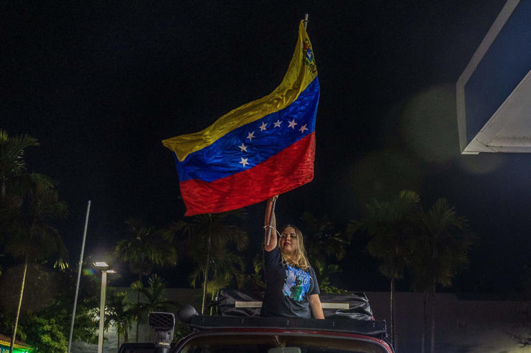See Miami's Venezuelan exile community celebrate the capture of Maduro