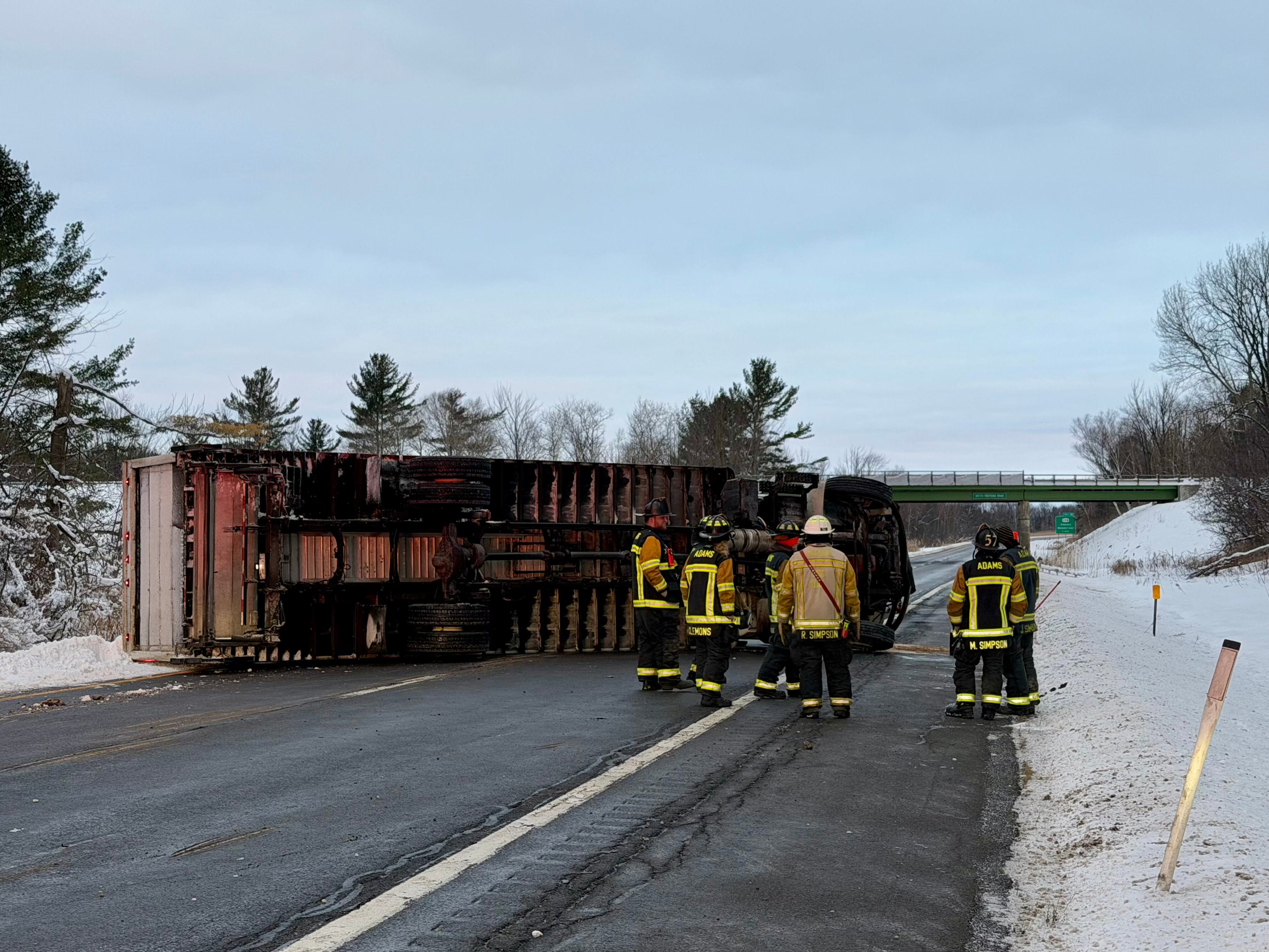 I-81N closed after box truck flips