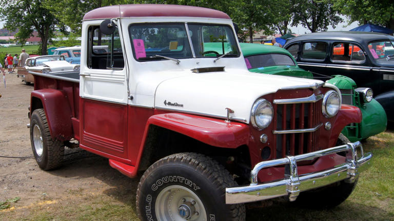 A historic timeline of every Jeep truck ever made