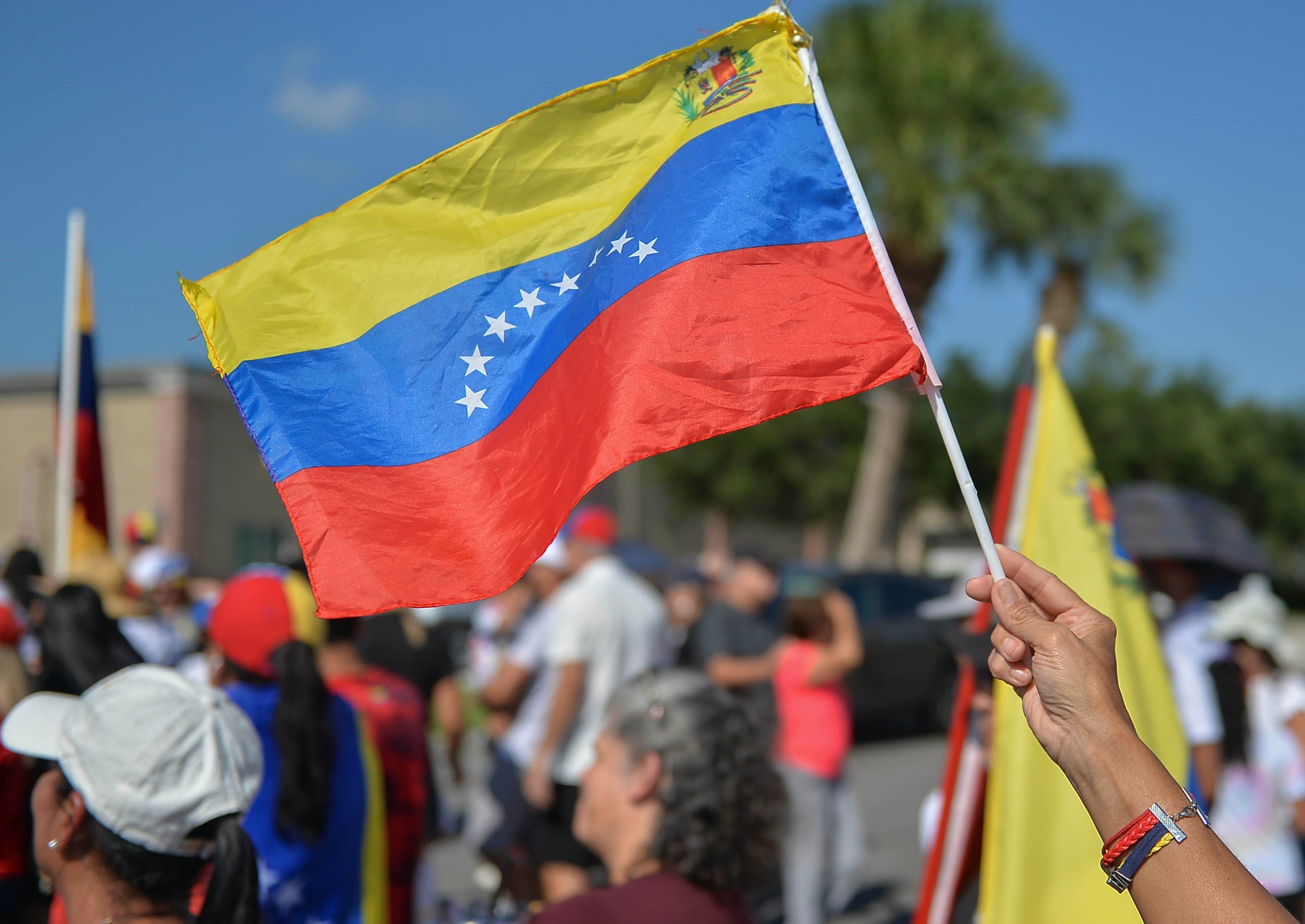 US military operation in Venezuela: Florida's home to 300K Venezuelans
