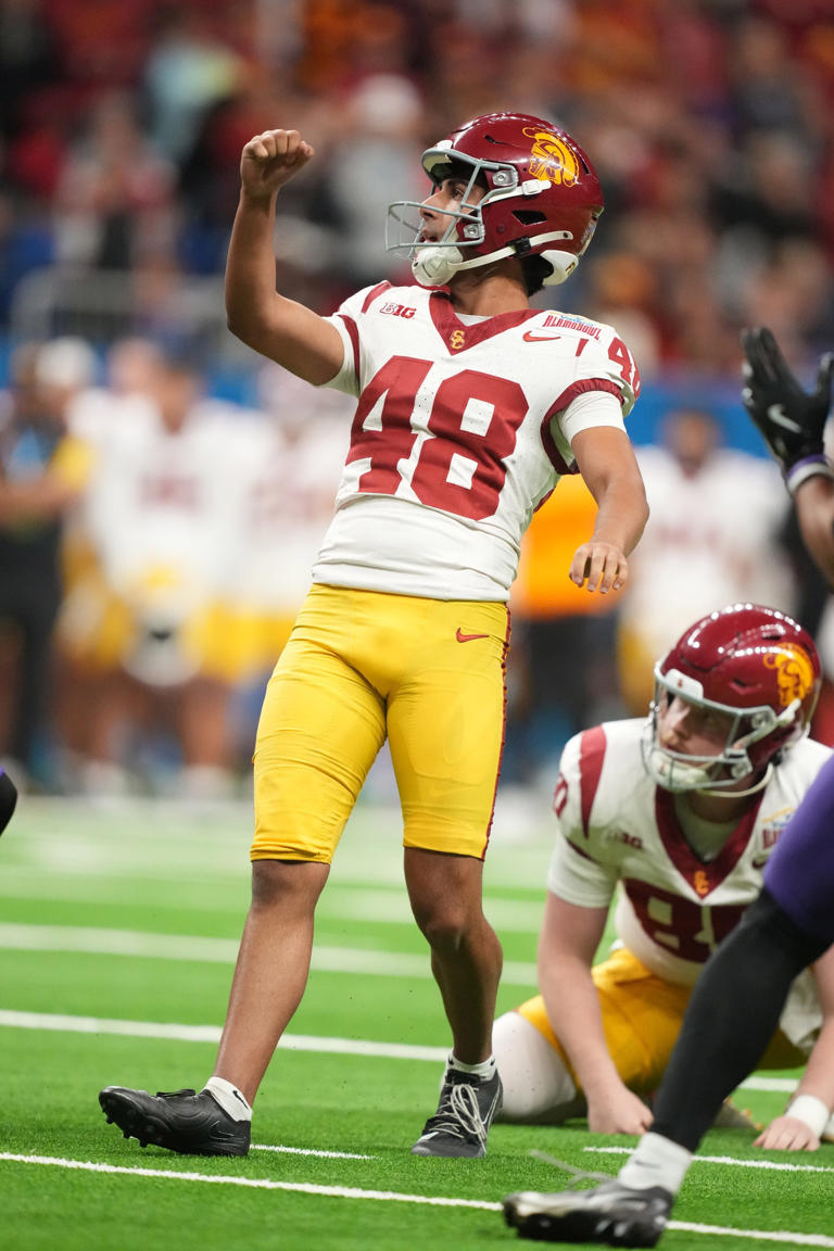 USC kicker Ryon Sayeri sets Trojans' single-season record in TCU loss