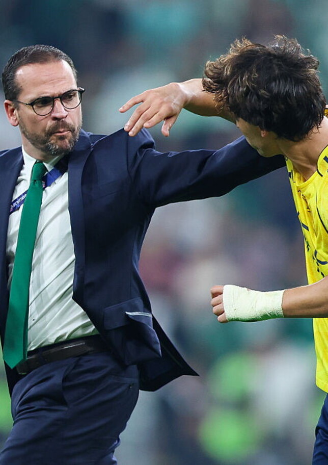 Al Ahli-Al Nassr finisce in rissa: l'ex Milan Joao Felix tra schiaffi ...