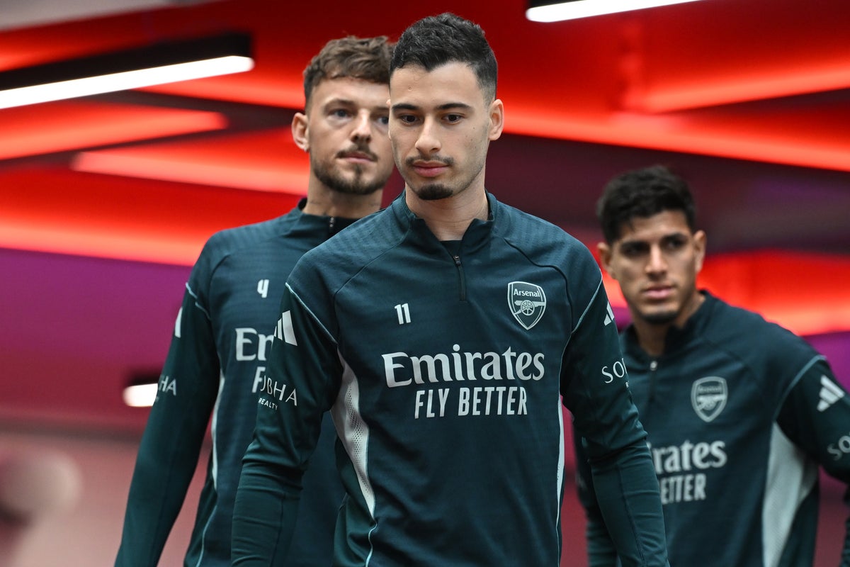 Arsenal face Bournemouth hoping to widen gap at top of Premier League